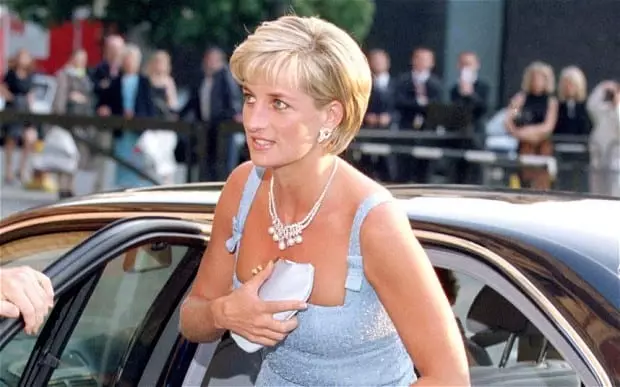 Echiche izu nzuzo dị egwu gbasara ọnwụ Princess Diana 25460_1