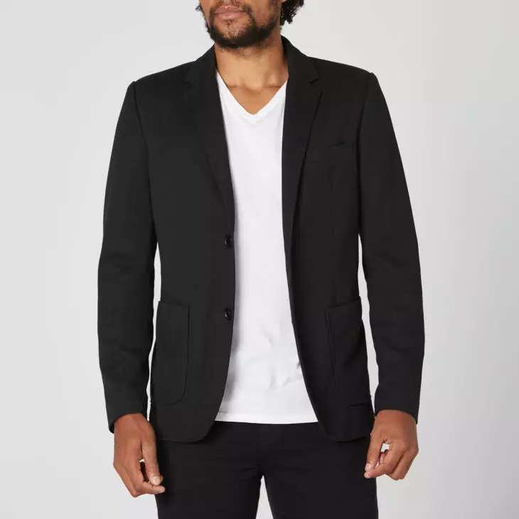 De Ultimate Men's Capsule Wardrobe: 10 stikken om in libben lang te duorjen 26340_4