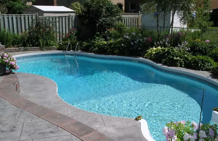 Diferite tipuri de piscine pentru casa ta 26648_4
