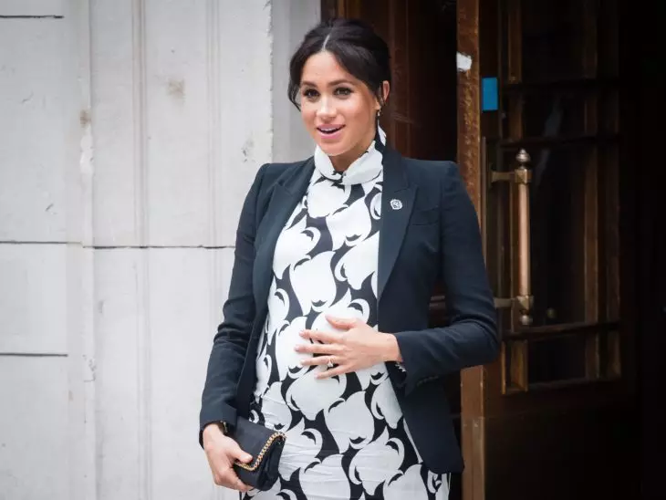 Meghan Markle staat naar verluidt 'niet onder druk' en heeft geen plannen om het geboorteplan van schoonzus Kate Middleton te volgen 26811_3