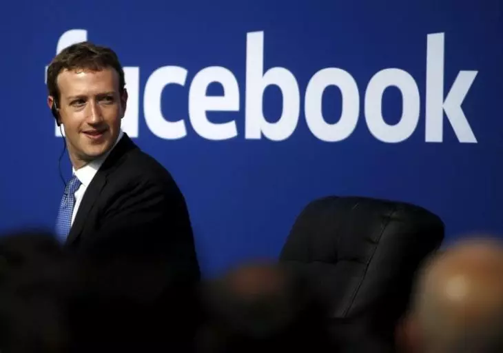 Zamestnanci Facebooku v drvivej väčšine podporujú CEO Marka Zuckerberga a COO Sheryl Sandbergovú 27365_2