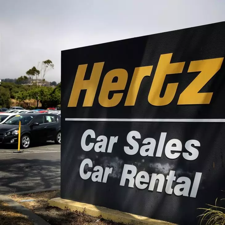 Unsa ang Usa ka Luho nga Hertz Car? 2743_3