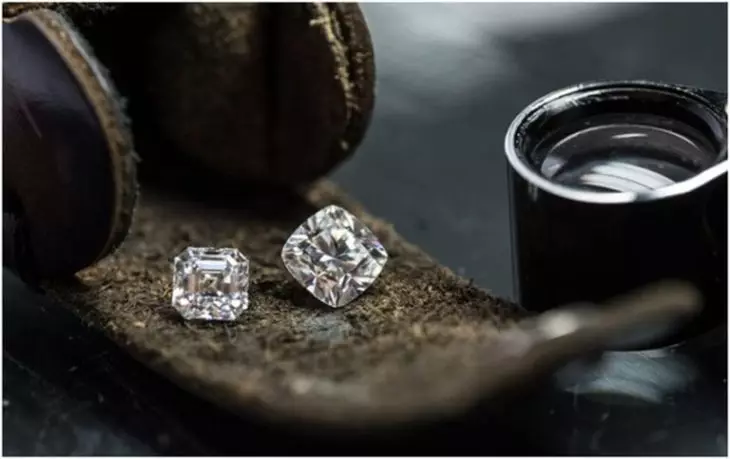 5 Mga Tip para Piliin ang Pinakamahusay na Cushion Cut Diamond 27855_1