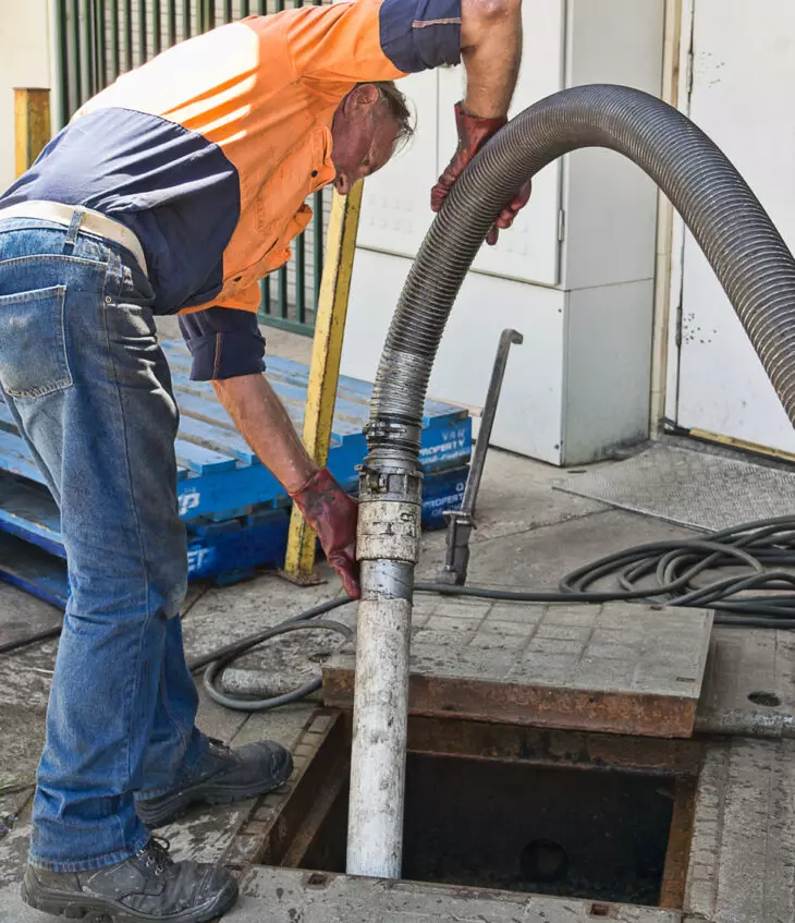 Hoe u uw residentiële vetvanger schoonmaakt - DIY-handleiding 27883_3