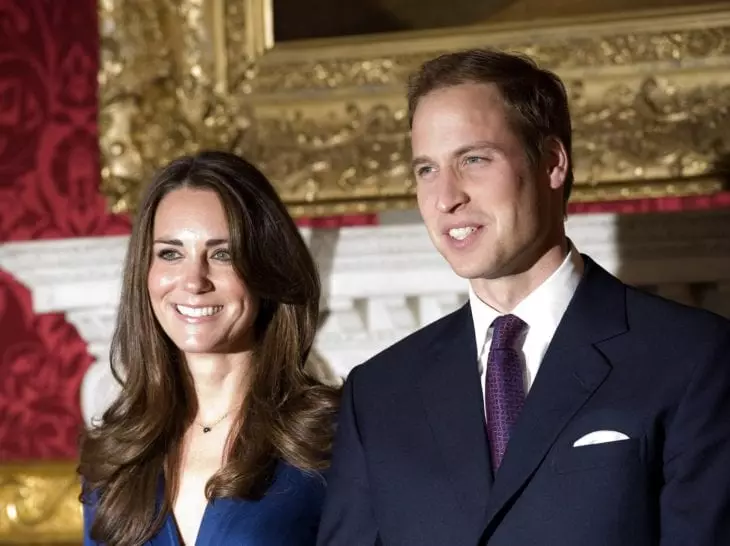 Ходят слухи, что принц Уильям изменил Кейт Миддлтон с ее лучшей подругой Роуз Хэнбери. 28277_1