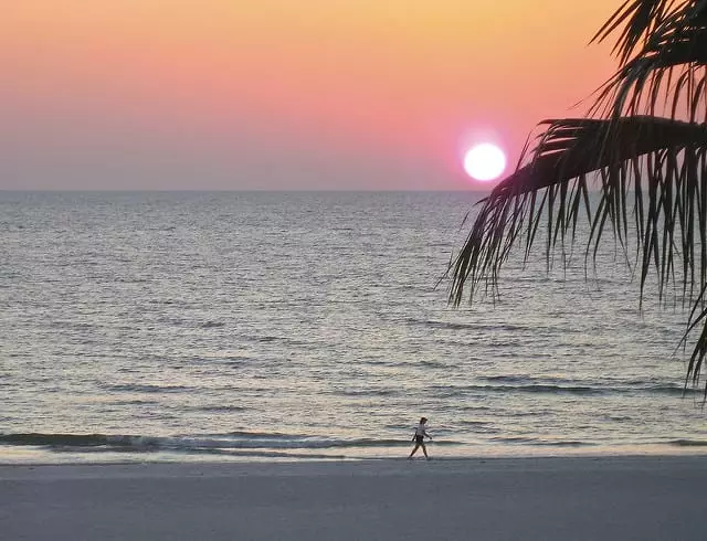 Relaks na wybrzeżu: 5 pięknych plaż środkowej Florydy? 28586_1