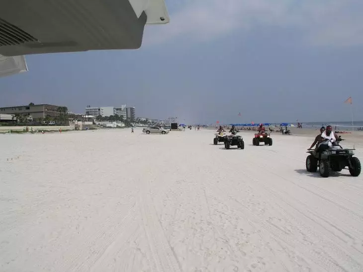 Relax Pesisir: 5 Pantai Indah ing Florida Tengah 28586_4