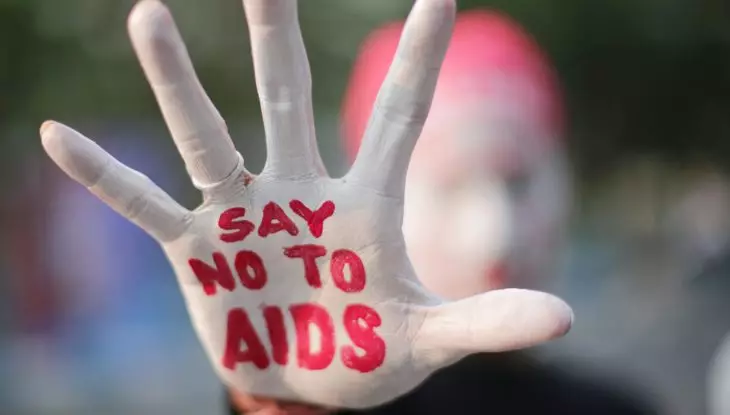 एड्सबद्दल तुम्हाला कदाचित माहीत नसलेल्या 5 तथ्य 28641_2