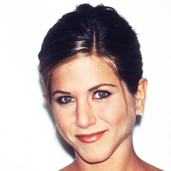 Jennifer Aniston ຕະຫຼອດຫຼາຍປີ 29022_6