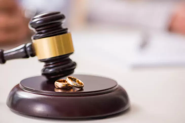 11 bí mật để thuê luật sư ly hôn tốt nhất 2929_1