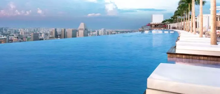 Hara Joan Nahi dut: Marina Bay Sands-en Infinity Pool barregarria 29321_3