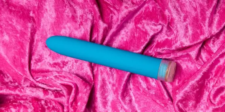 Usapang Pambabae: Ang Vibrator ng Lola Ko ay Nagbibigay sa Akin ng Pag-asa 29344_2