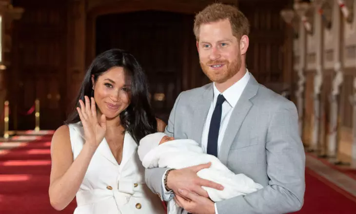 Jinsi Meghan Markle Alinusurika Mwaka Wake wa Kwanza Kama Duchess ya Sussex? 29823_1