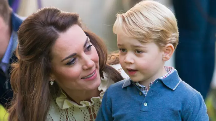 Hva er hemmeligheten som prins William og Kate Middleton skjuler for prins George? 29862_2