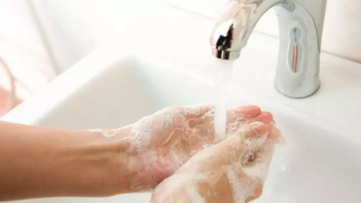 Hand Hygiene Tipps fir d'Verbreedung vu Keimen ze stoppen 29946_1