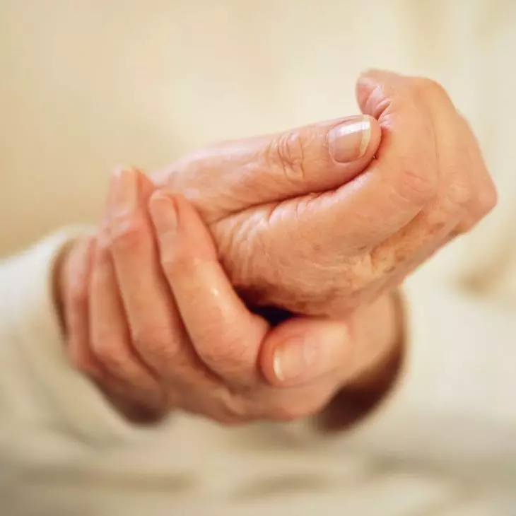 Cara Melindungi Kesihatan Orang Tua daripada Arthritis pada Musim Sejuk 30469_3