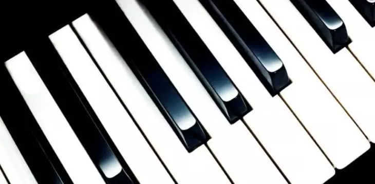 ¿Cómo aprender acordes de piano de manera efectiva en poco tiempo? 31153_2