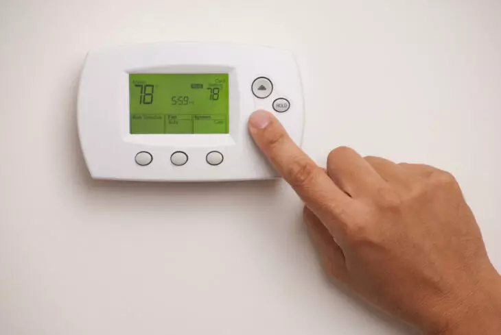 Bii o ṣe le Yan Thermostat fun Ile rẹ ni 2022 31382_2