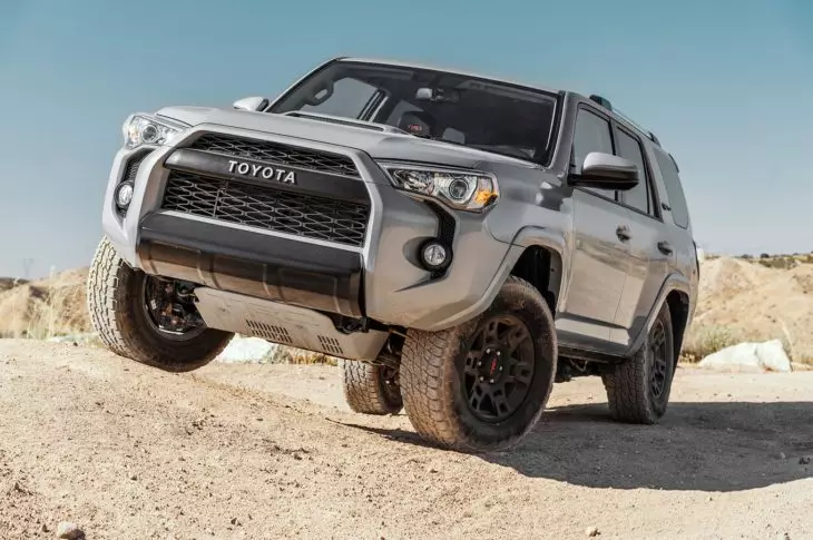 Toyota 4Runner ລຸ້ນຕໍ່ໄປທີ່ພວກເຮົາສາມາດຄາດຫວັງໄດ້ໃນປີ 2022 3299_2