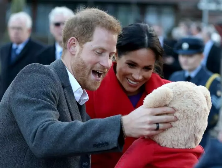 Sina Meghan Markle at Prince Harry ay lumalabag muli sa mga patakaran? 33053_2