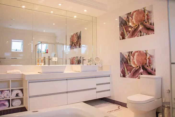 Els 10 millors consells per fer que el vostre bany se senti com un hotel de cinc estrelles 2022 33595_4