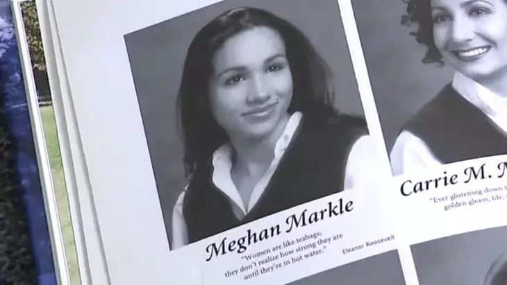 Gambar Buku Tahunan College Meghan Markle 33618_2