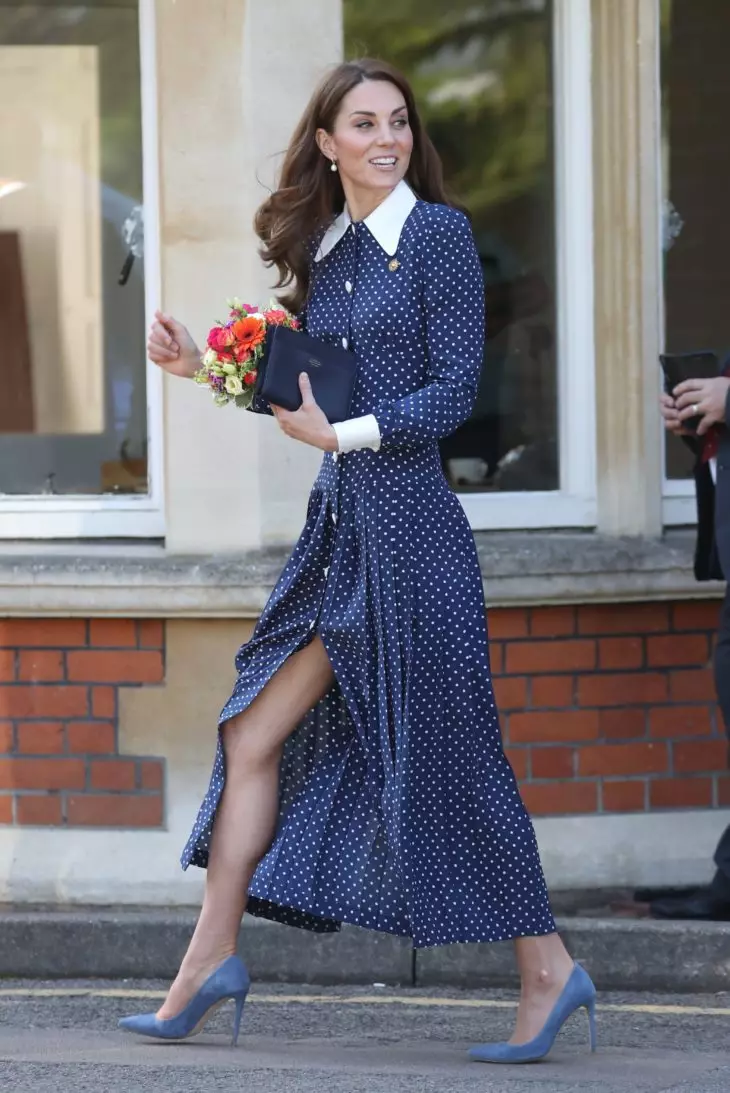 ¿Kate Middleton rompe o protocolo cun vestido demasiado atrevido? 33821_1