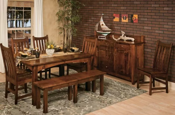 10 këshilla për të dekoruar një dhomë ngrënie me mobilje Amish 33943_2