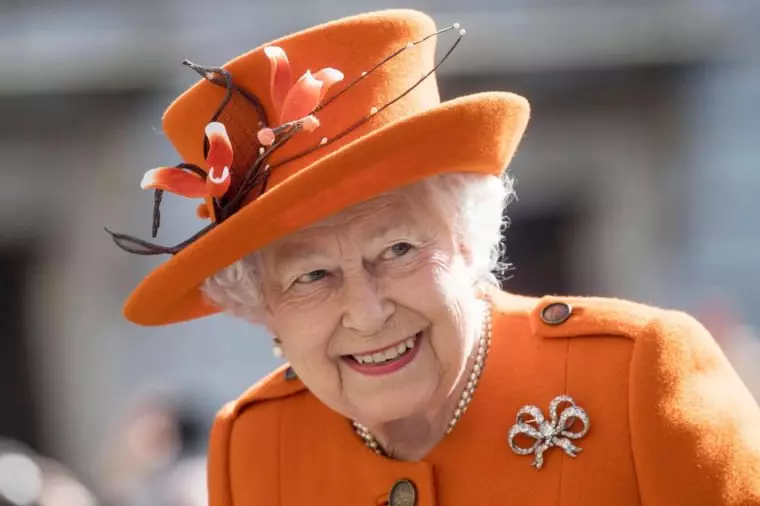Hva slags oldemor kommer dronning Elizabeth II til å bli for Baby Sussex?