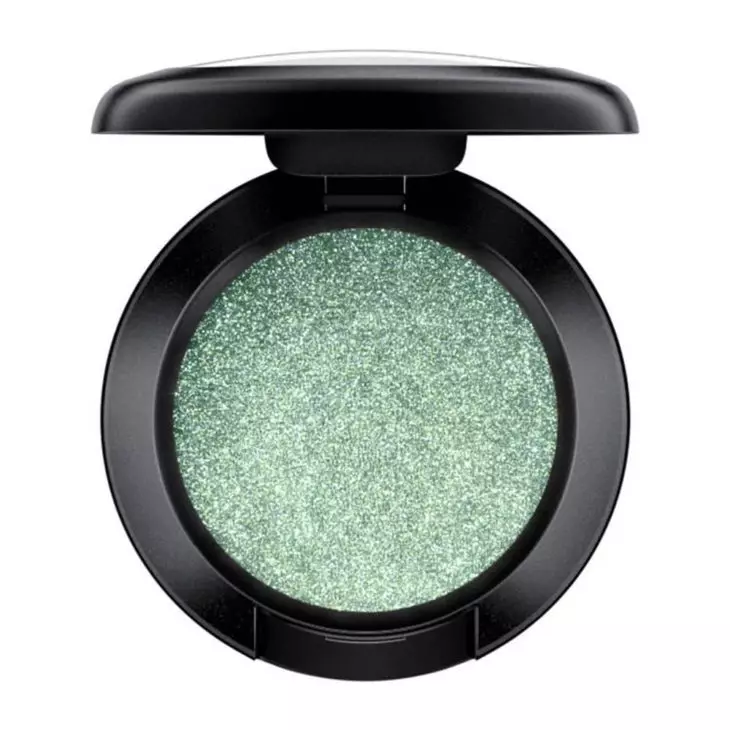 21 Best Green Makeup Shades 34623_2