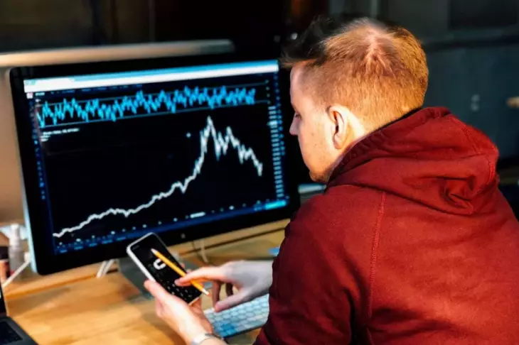 4 Secret Trading Tricks Déi Räich benotzen fir méi räich ze ginn 3480_2