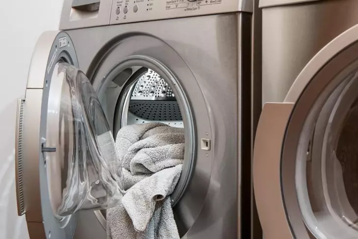 Lietas, kas jāņem vērā, izvēloties labāko veļas mazgāšanas pakalpojumu 35270_1