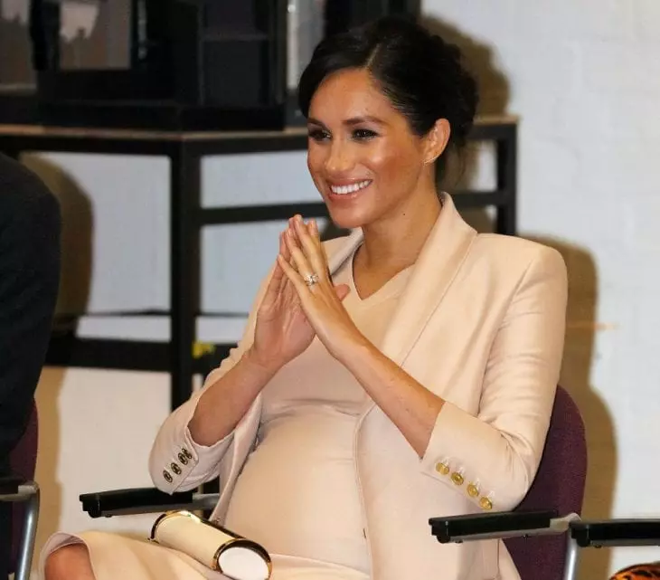 Kwa nini Prince Harry na Meghan Markle hawataki kujua jinsia ya mtoto wao 35672_2