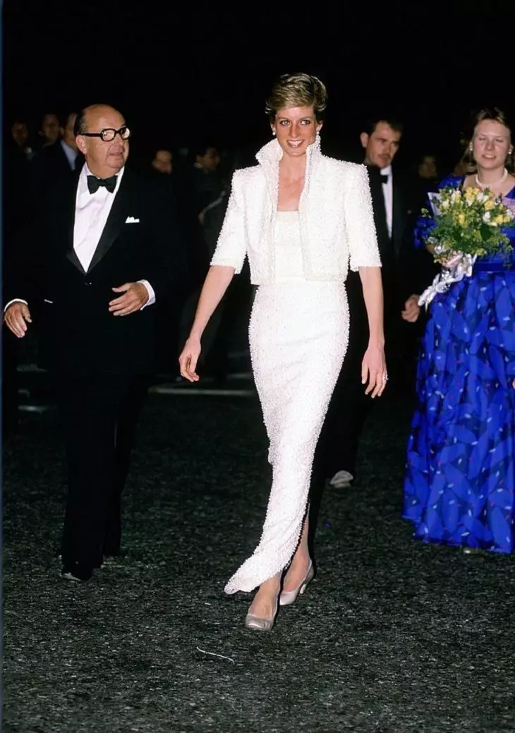 Printsess Diana parimad rõivad 36429_14