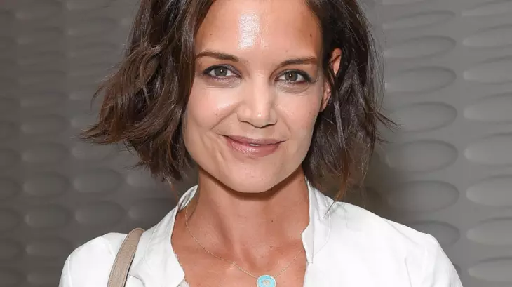 Ar Katie Holmes įvaikina berniuką? 36715_2