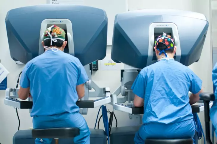 Cómo la tecnología moderna está mejorando los instrumentos quirúrgicos y médicos 3679_3