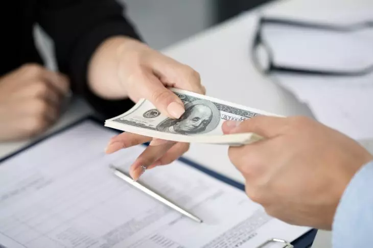 5 Faedah Penting Mendapatkan Pinjaman Peribadi untuk Membayar Hutang 36927_3
