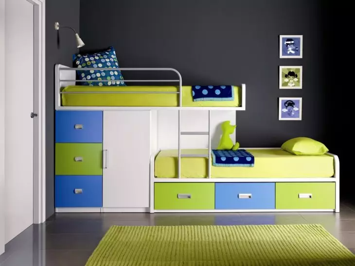 Zoveel ruimte voor activiteiten! Hoe u de slaapkamer van uw kinderen meer ruimte kunt geven? 37329_4