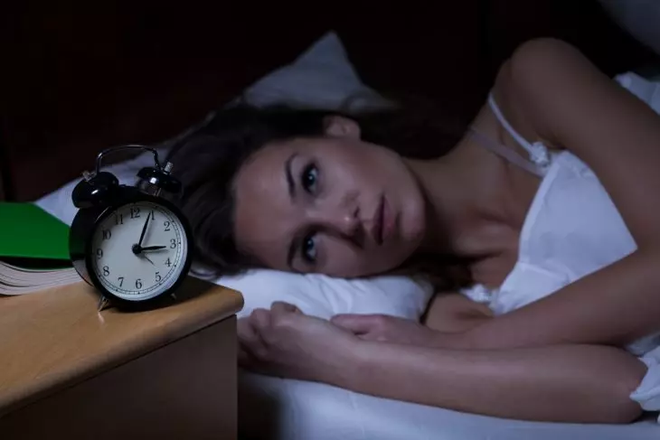 Choses qui peuvent vous aider avec l'insomnie 37964_2