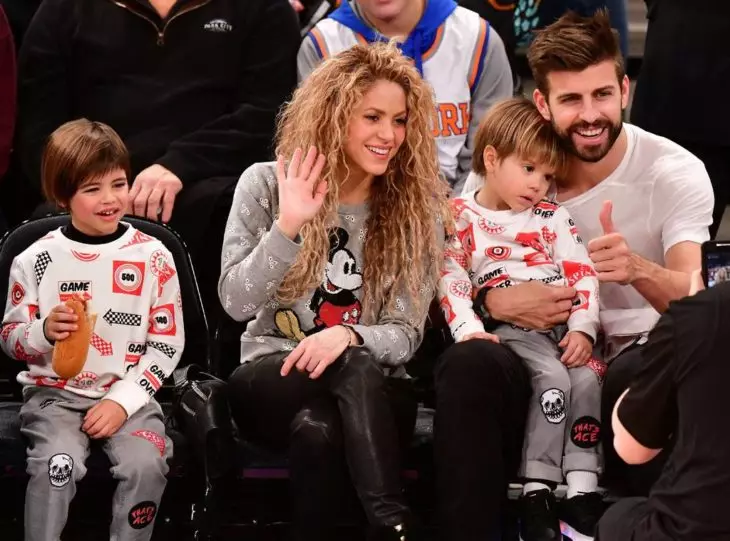 Shakira och Gerard Piqués handdator på en familjeparksdag 3919_2