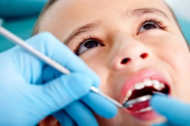5 dicas para evitar dentes tortos em crianças 39671_3