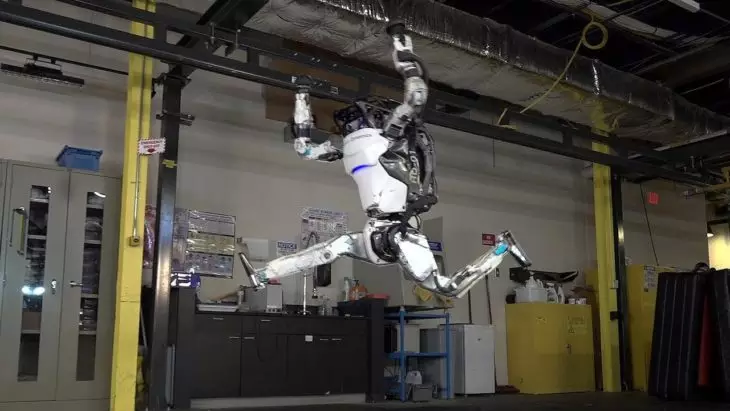 Der humanoide Roboter von Boston Dynamic demonstriert Gymnastik-Routine 40235_3