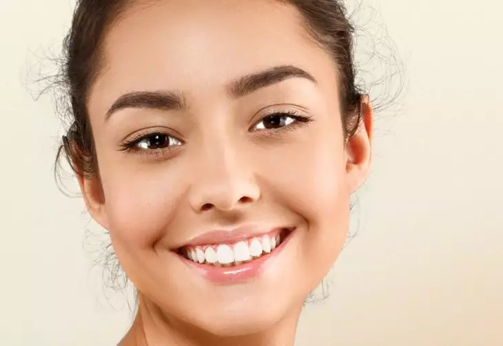 التطهير المزدوج: طريقة K-Beauty الشائعة لإزالة الشوائب من وجهك 4046_3