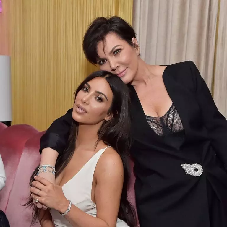 Kim Kardashian parle de sa consommation de drogue et comment Kris Jenner l'a aidée