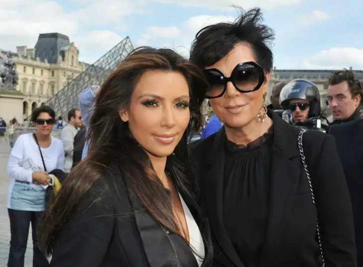 Labhraíonn Kim Kardashian faoina húsáid drugaí agus conas a chabhraigh Kris Jenner léi 41175_1