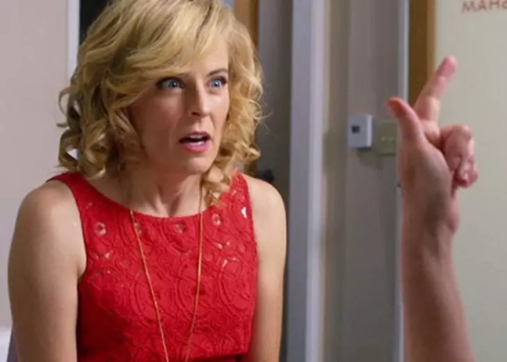 Die bifobie in 'Lady Dynamite' is die enigste ding wat dit terughou van perfeksie 41775_2