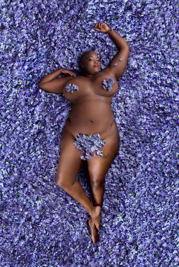 ژست برهنه 14 زن برای مجموعه عکس های «زیبایی آمریکایی» که نشان می دهد همه بدن ها زیبا هستند 42226_5