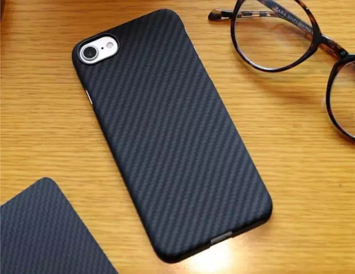 Doza iPhone ya Aramid - zirx ji bo têlefona we 42482_1