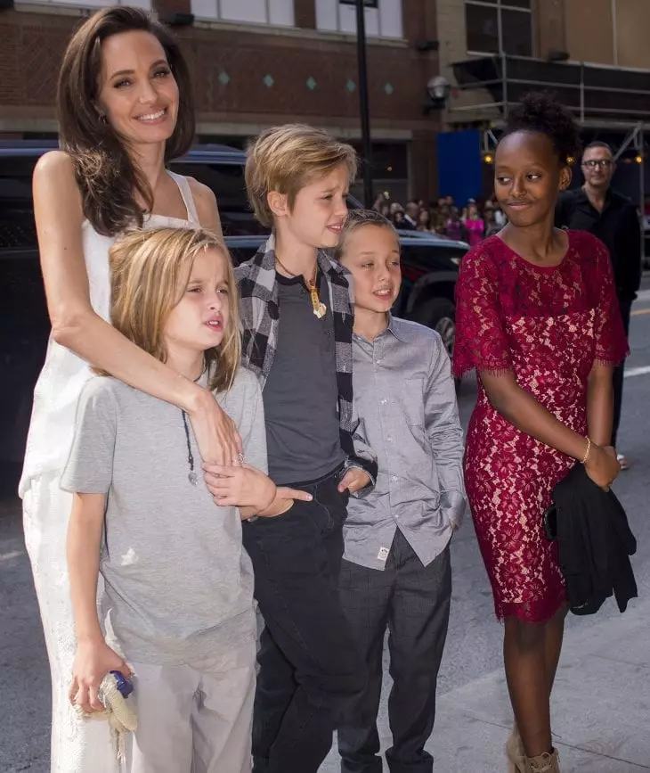Filmer av en berusad Brad Pitt Är Angelina Jolies Wild Card för att vinna vårdnaden om sina barn? 42508_2