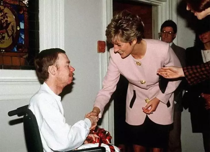 De ce a primit prințesa Diana porecla „Prițesa Poporului”? 4466_3